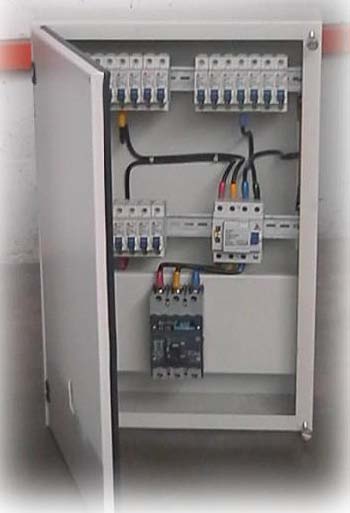 Distribution Board – Hammer Tech
